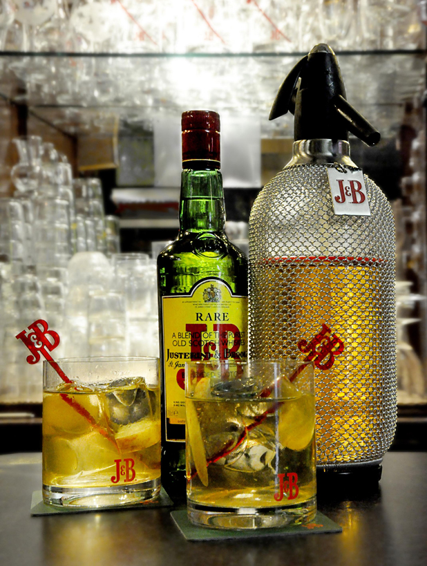 J&B Soda: más alternativas al Gin Tonic - fantasticmag